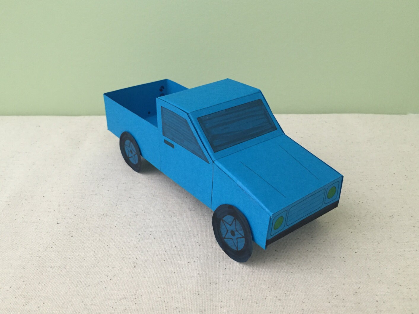 Truck & Signs Printable Papercraft - Etsy