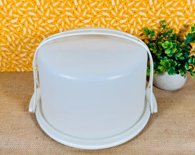 Vintage Tupperware Layer Cake Carrier With Sheer Lid Winter White Base ...