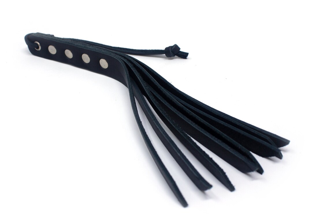10" Mini Slapper Whip: Black - Etsy