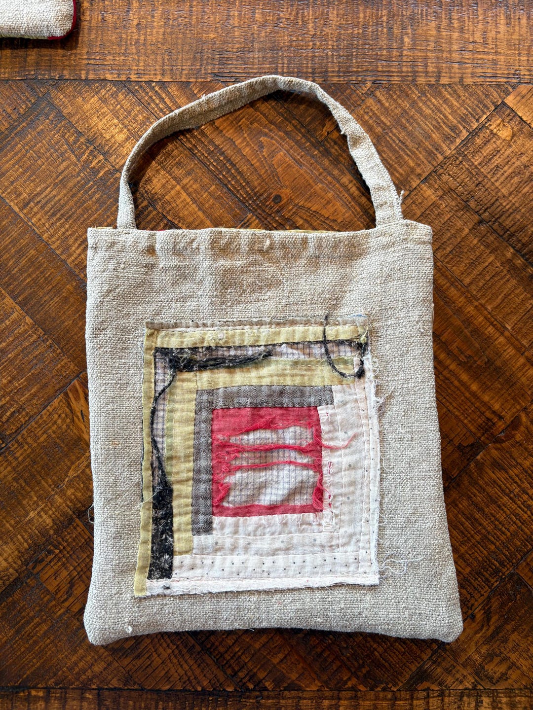 ANTIQUE CHARMINGLY Tattered Log Cabin Quilt on Antique German Grain ...