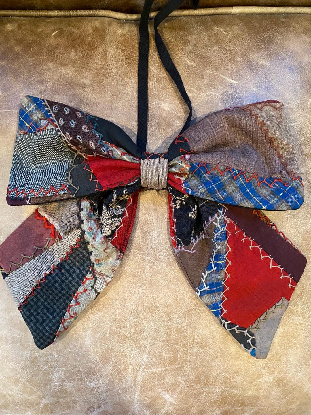 ADORABLE ANTIQUE CRAZY Quilt Hanging Bow - Etsy