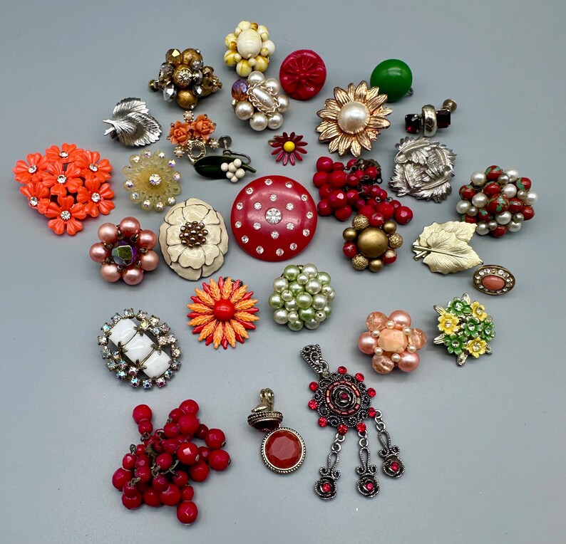 Lot of Vintage Detash, Craft, Rhinestone, Jewelry, Clip on Earrings,f17 ...