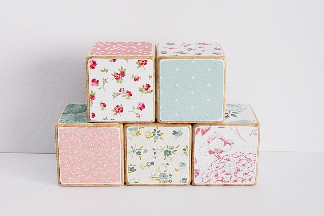 HELLO Blocks // Girls Wooden Blocks // Set of 5 - Etsy