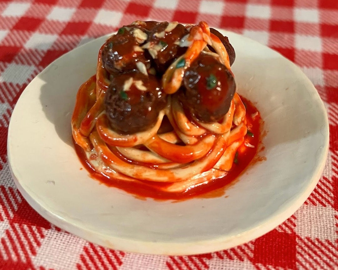 Polymer Clay Spaghetti and Meatball Fridge Magnet, Pasta Magnet, Love ...
