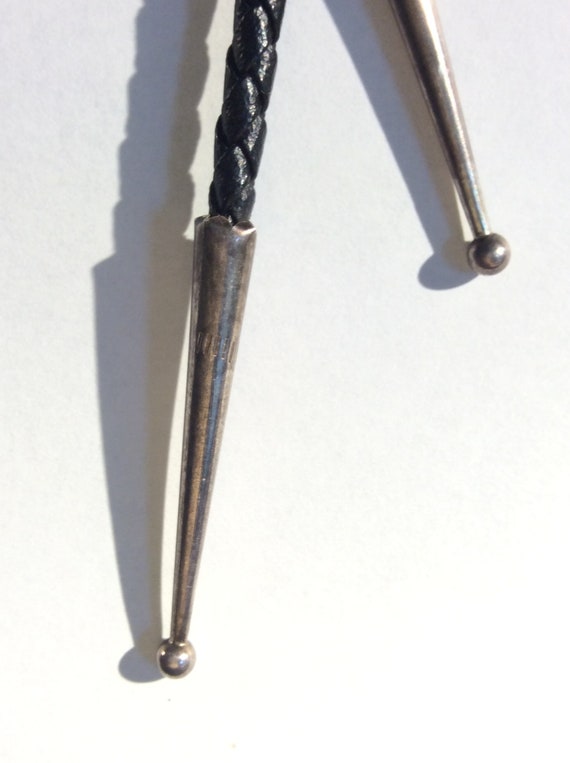 Navajo Sterling Silver Bolo with Large Malachite Cent… - Gem