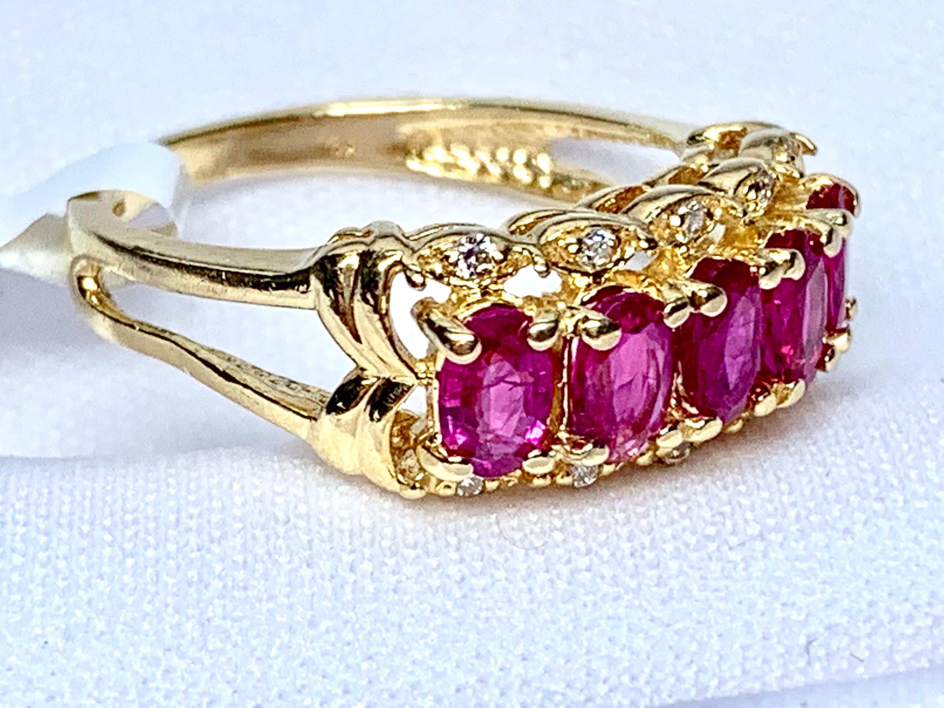 14k Gold Ruby Ring with 5 Oval Rubies inside Scalloped Frame | Etsy