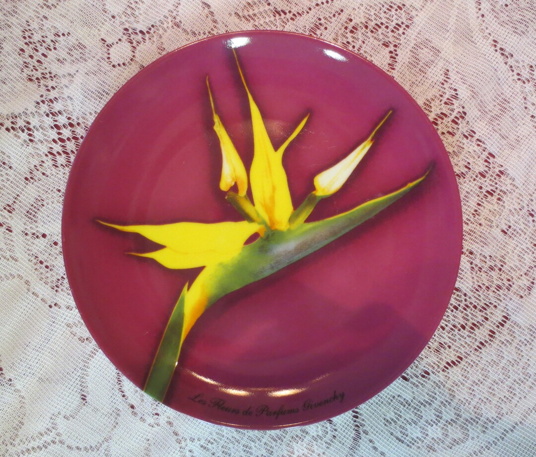 VINTAGE GIVENCHY PLATE Les Fleurs De Parfums 8.5 - Etsy
