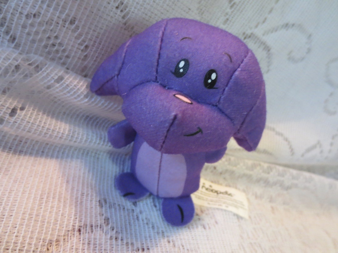 KACHEEK Soft Toy 3 1/2" Cute PURPLE NEOPETS Burger King Collectible ...