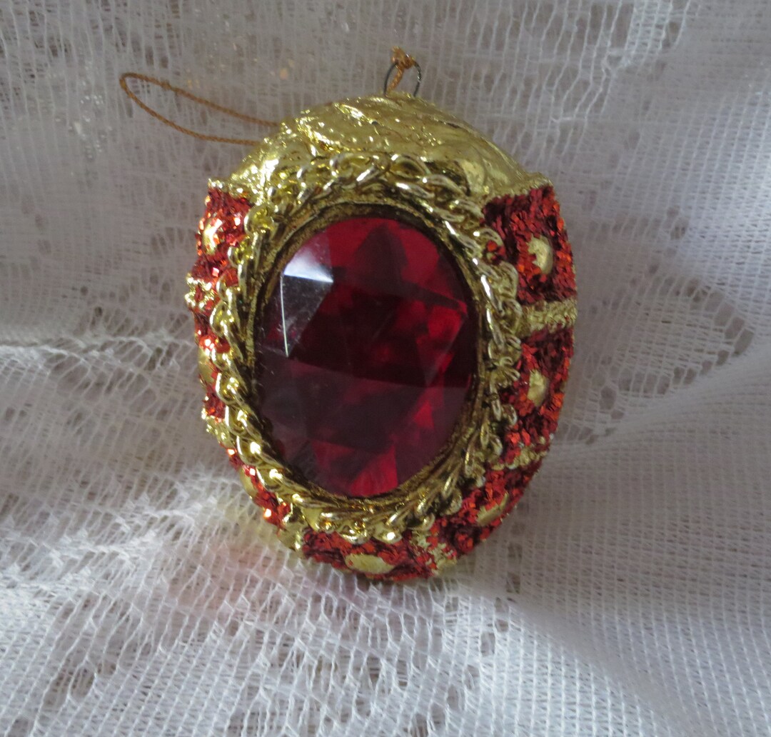 RED JEWEL ORNAMENT Faux Gold Encrusted Vintage 1970s Treasure - Etsy