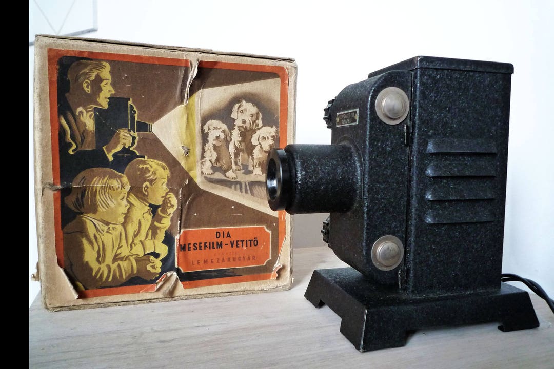Vintage 1960's Roll Slide Projector Film Projector Cartoon With Lovely ...