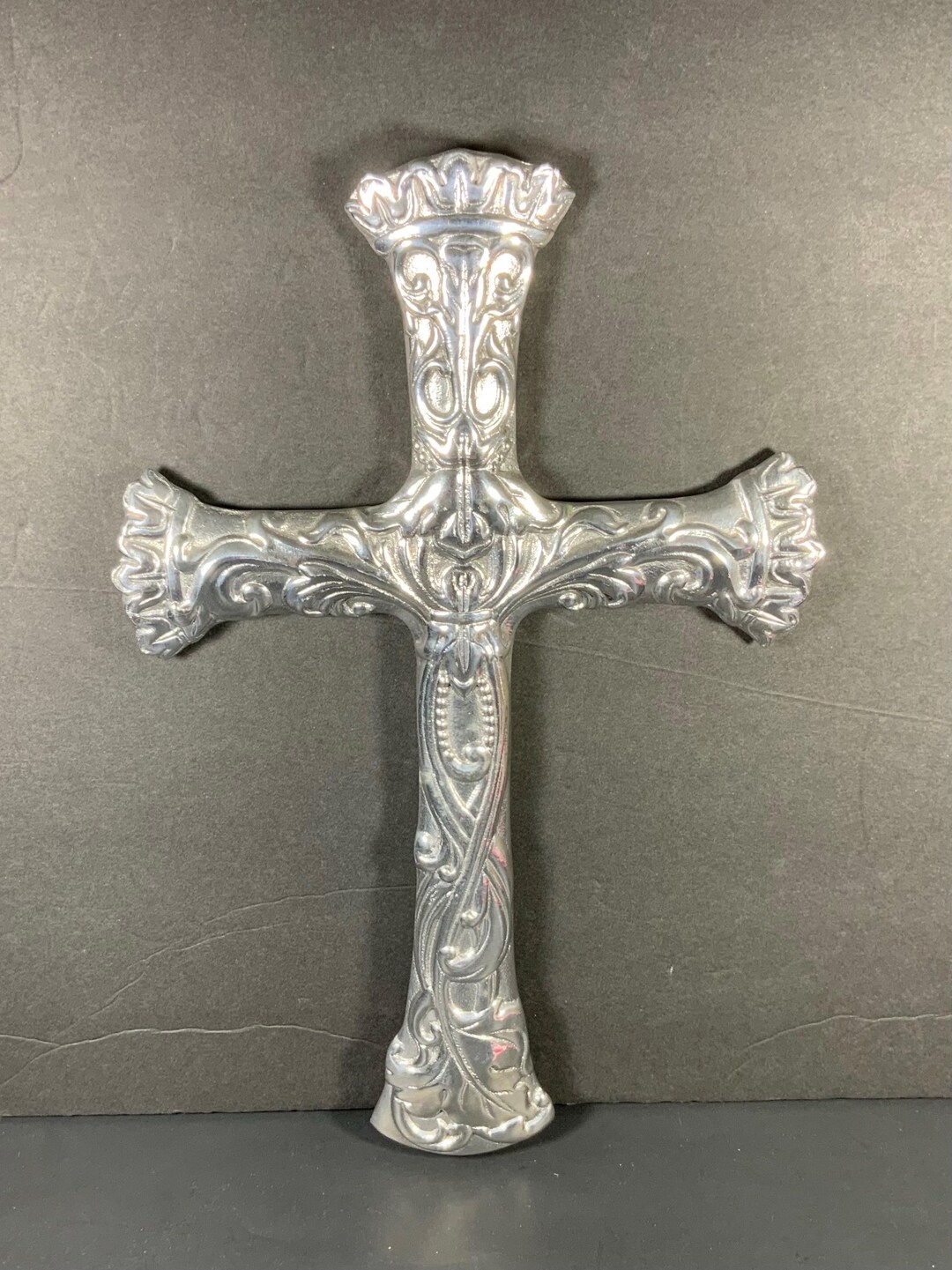 Vintage ARTHUR COURT CROSS Silver Metal Cross Ornate Cross Wall Decor ...