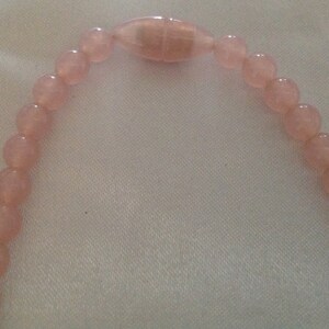 Vintage Pink Lucite Bead Necklace - Etsy