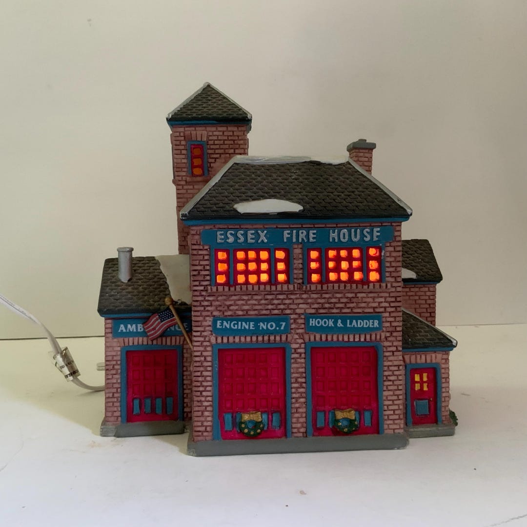 Vintage LEMAX CHRISTMAS VILLAGE Lighted House “essex Firehouse / Engine ...