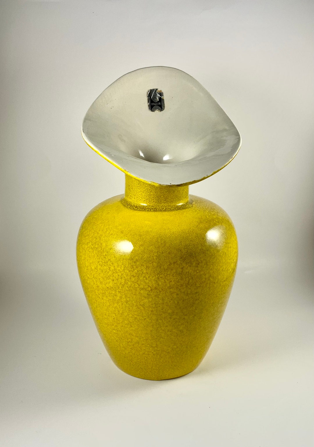 Vintage ROYAL HAEGER VASE, Yellow Jack in the Pulpit Vase, Made U. S. A ...