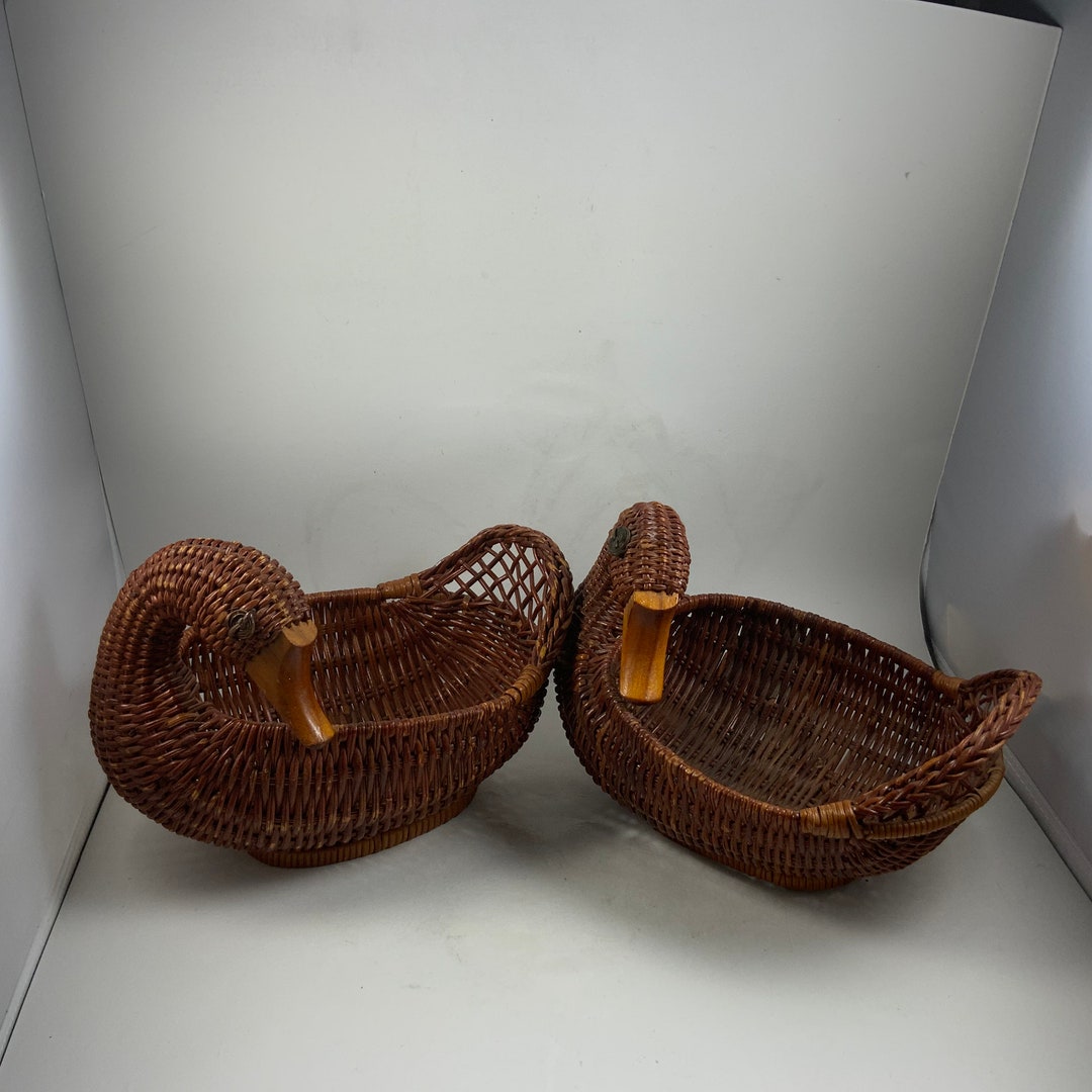 Vintage DUCK WICKER BASKETS, Set of 2, Farm House, Decor, Wicker & Wood ...