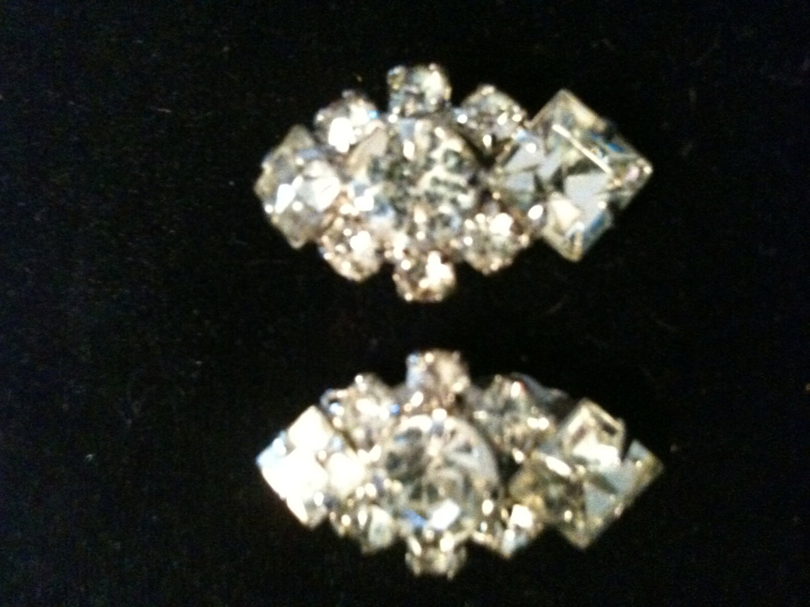 Beautiful Vintage Rhinestone Earrings / Silvertone/ Clip-back - Etsy
