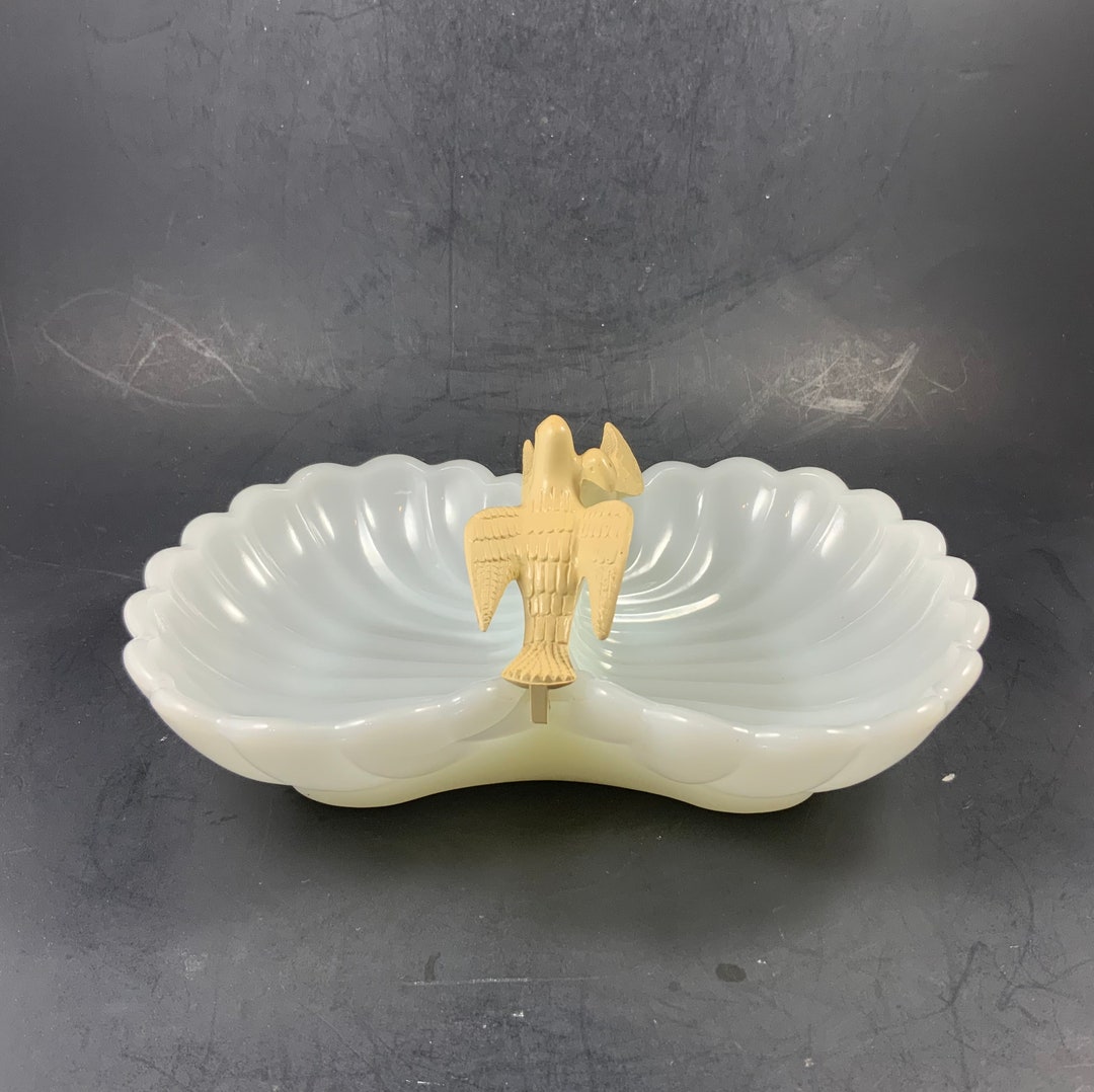 Vintage MILK GLASS SHELL W/ Doves, Double Divided Dish, Candy, Nuts ...