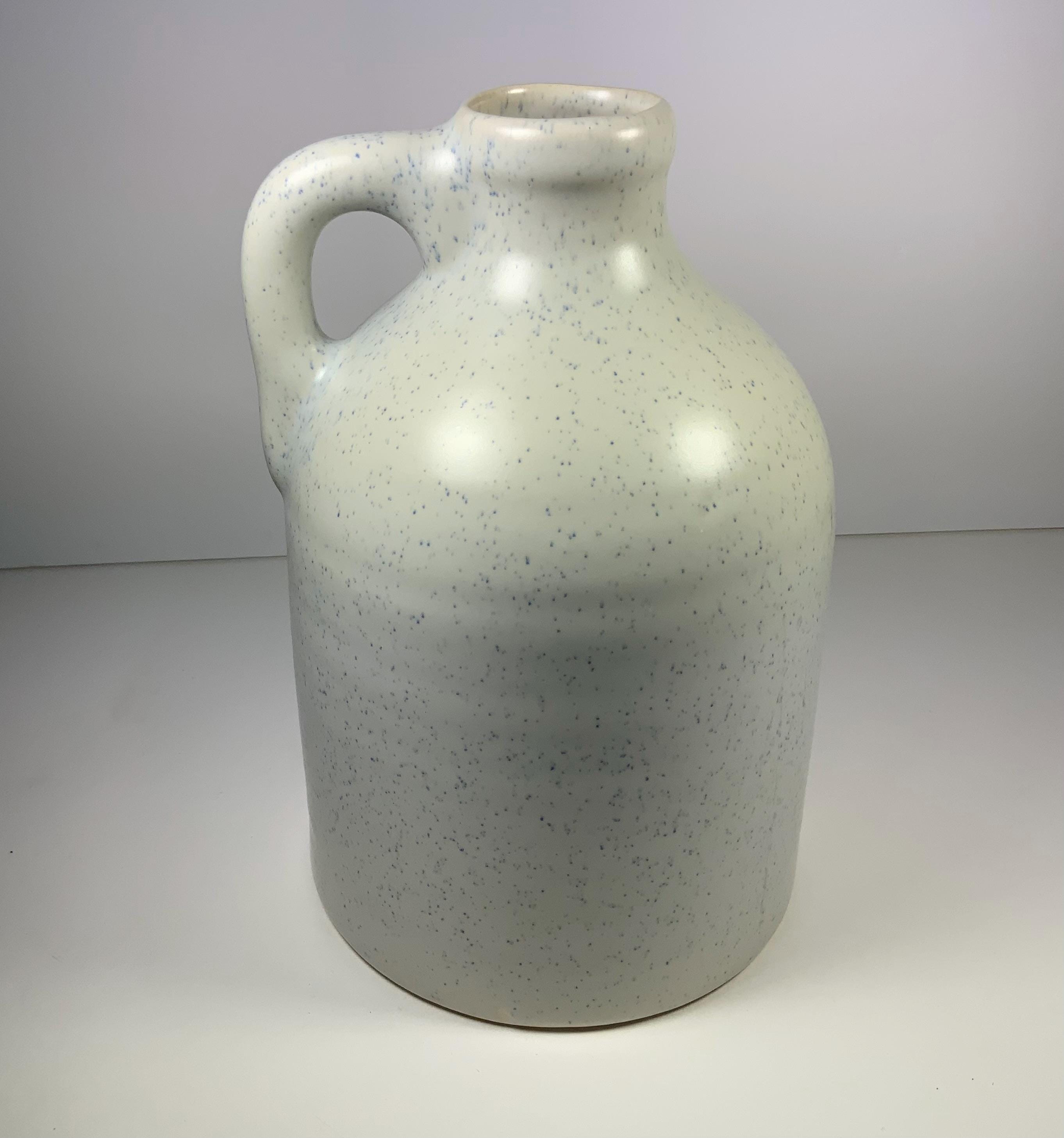 Vintage HARRIS POTTERIES JUG, Birds/flowerheart Motif, Blue/white ...