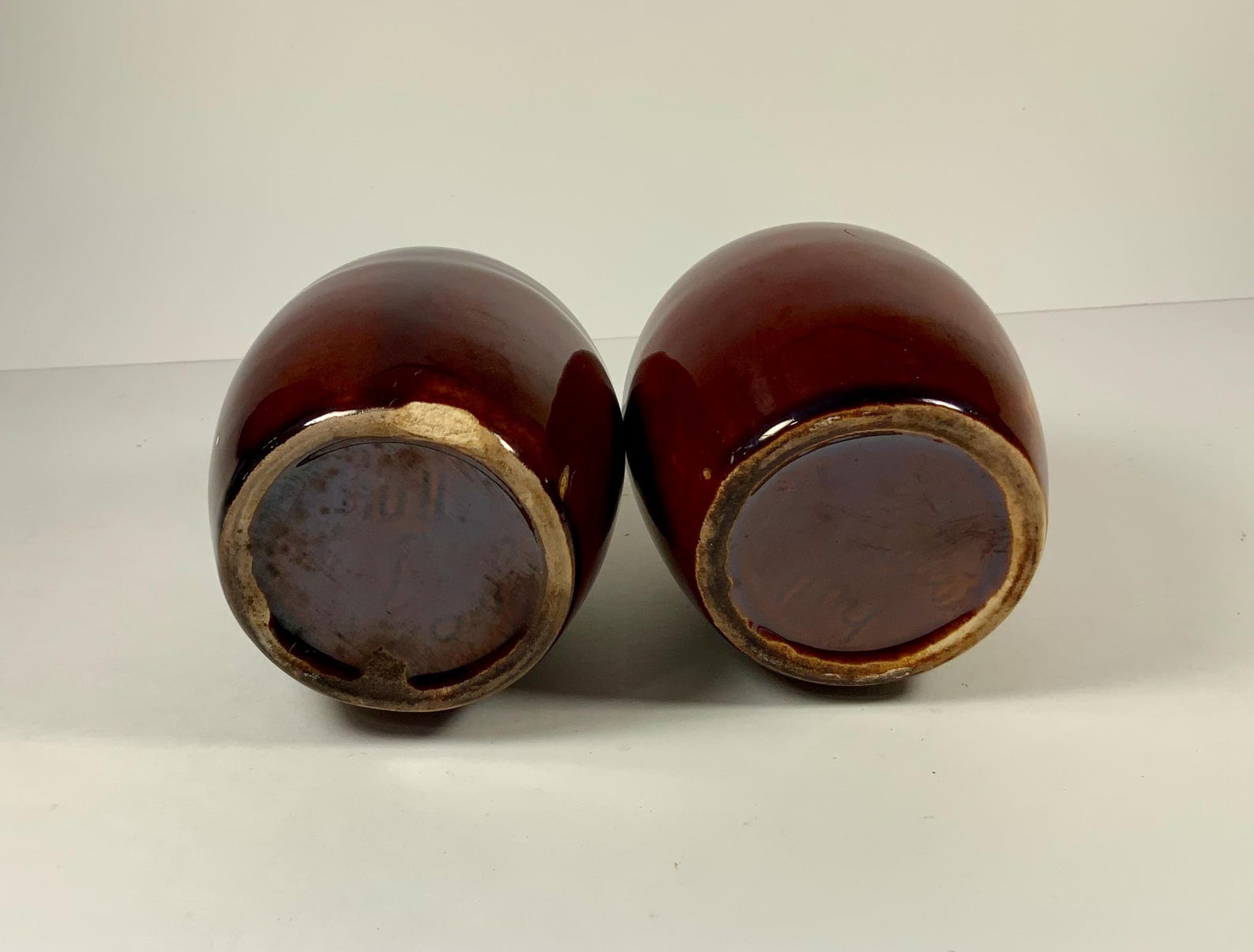 Vintage HULL SHAKER SET Salt and Pepper Shakers Serving Brown Jug Drip ...