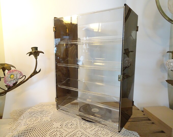 Nice, Revolving, Acrylic Display Case Locking Jewelry, Collectables ...