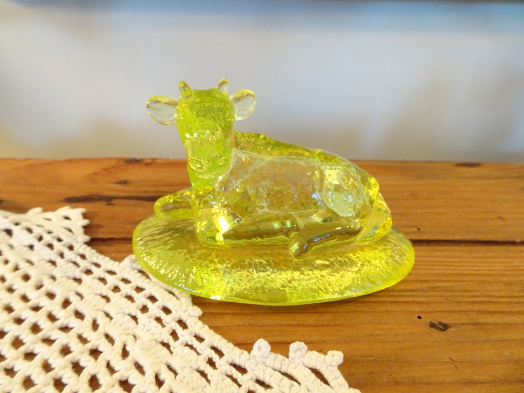Vintage, Vaseline Glass Cow by Boyd Crystal Art Glass- Bright Green ...