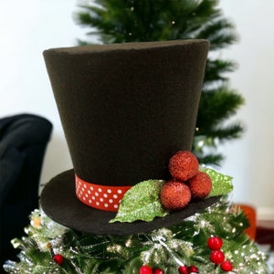 Frosty Snowman Top Hat Christmas Tree Topper: Holly Berry Decor - Etsy