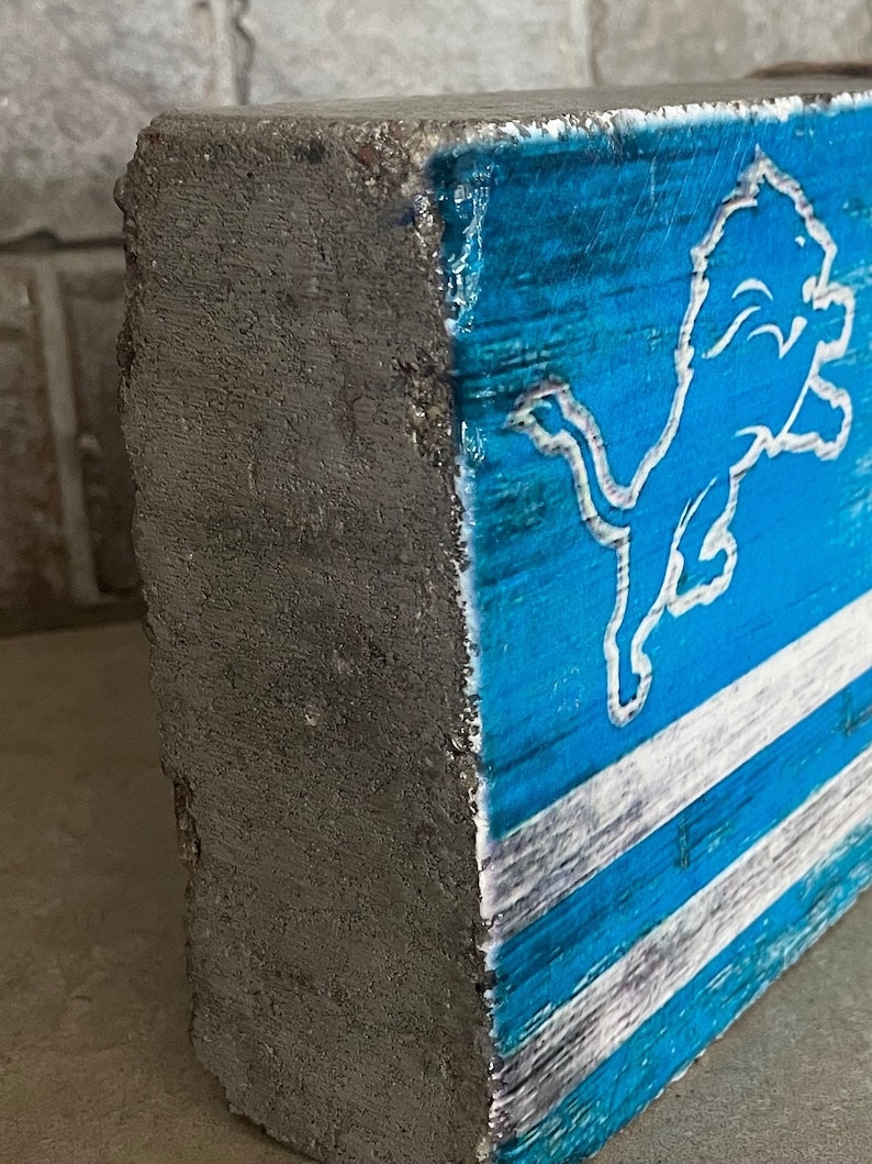 Detroit Lions Garden Stone. Outdoor Patio Stone, Bar/mancave Decor ...
