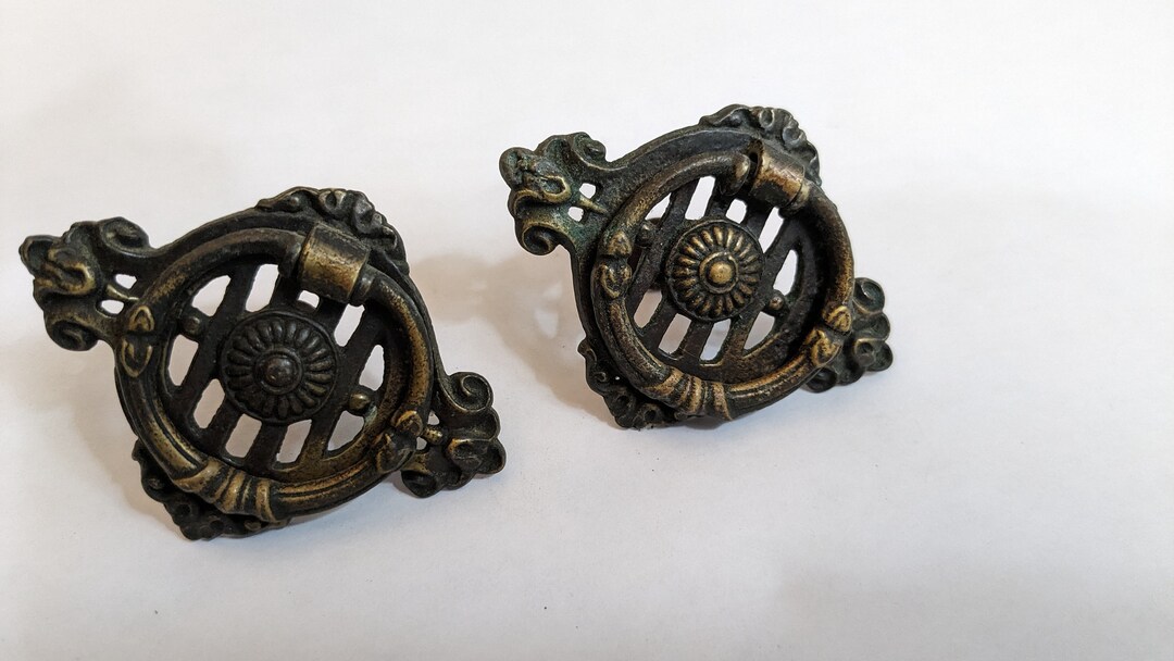 Vintage Set of 2 Solid Brass Draw Pulls / Ornate Round Draw Pulls - Etsy