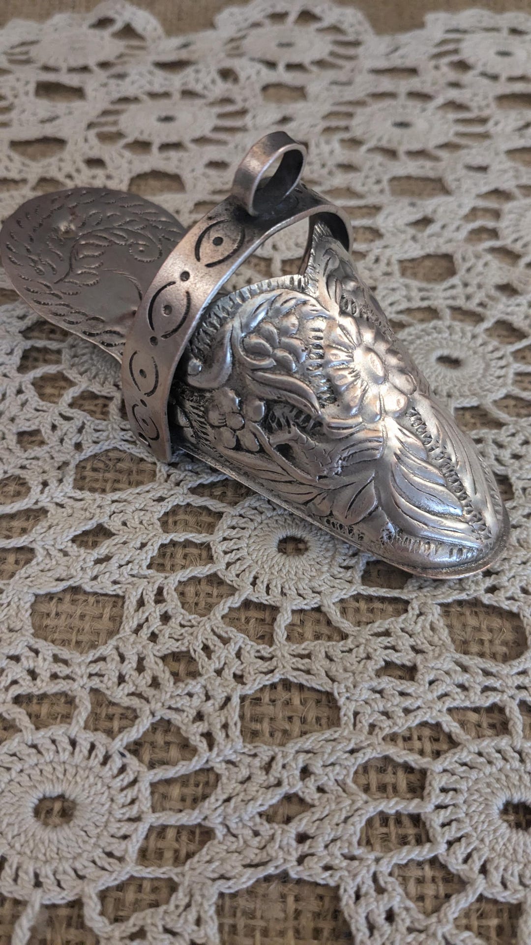 Antique 1800s Girl's Peruvian Silver Plated Side Saddle Stirrup ...