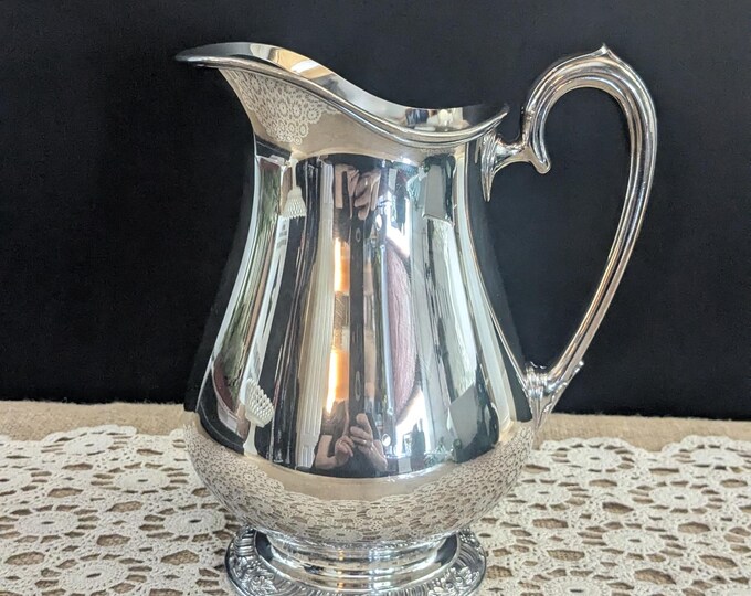 Vintage Henley Tudor Silver Plate Pitcher With Ice Block Oneida ...