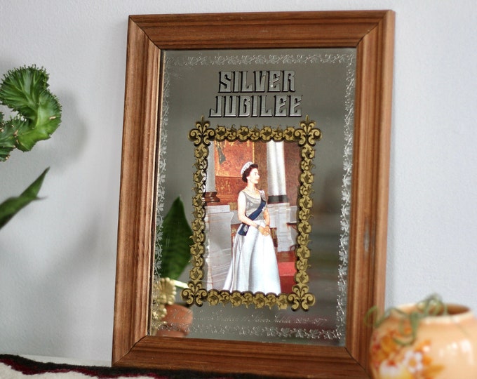1977 Queen Elizabeth Mirror, Silver Jubilee 1952-1977, Wood Frame Wall ...