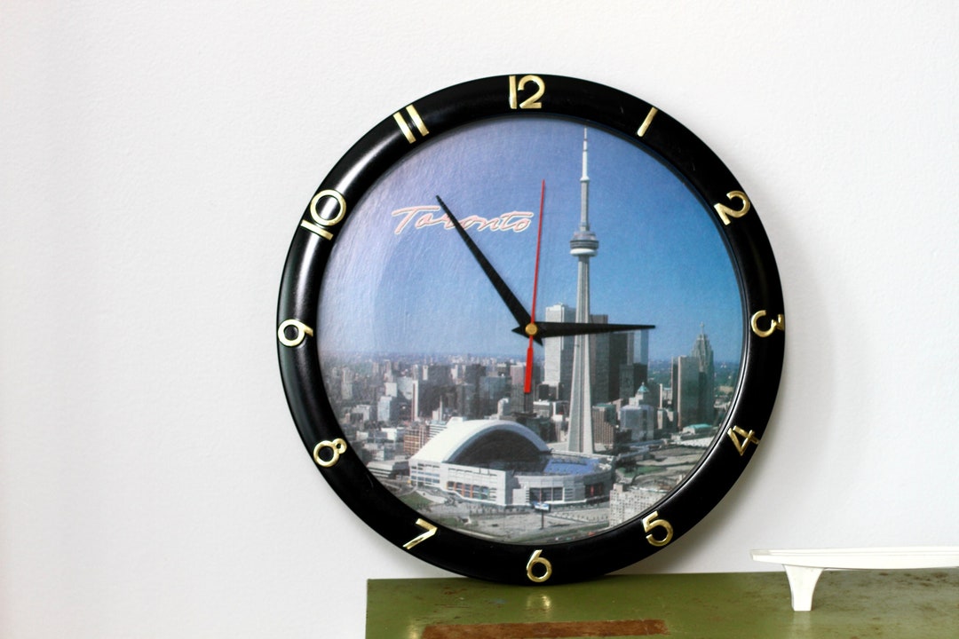 Vintage Toronto Clock, 90s Wall Clock, Toronto Souvenir, Canada Clock ...