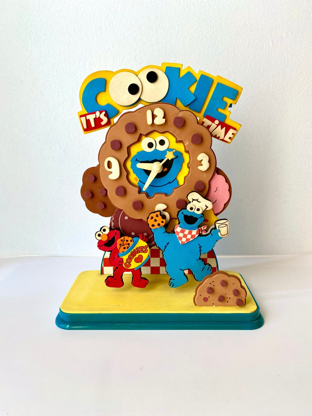1998 Sesame Street Clock, It's Cookie Time, Cookie Monster and Elmo ...