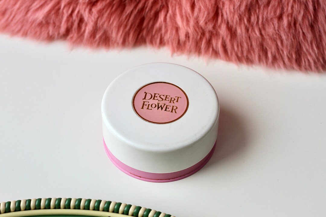 1970s Desert Flower Dusting Powder Vintage Bath and Beauty - Etsy