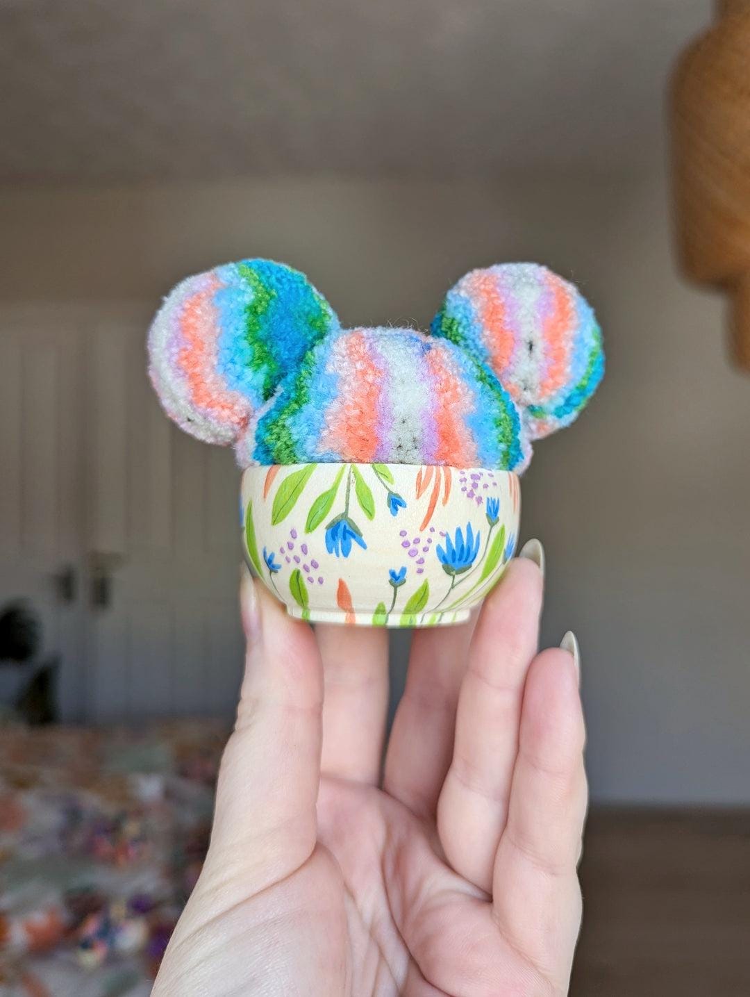 Pom Pom Pin Cushion for Needle Storage - Etsy