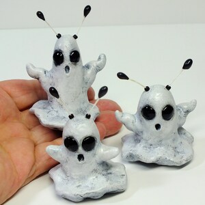 Hand-sculpted Alien Ghost Figurine - Desk Buddy for Spooky and Cute ...