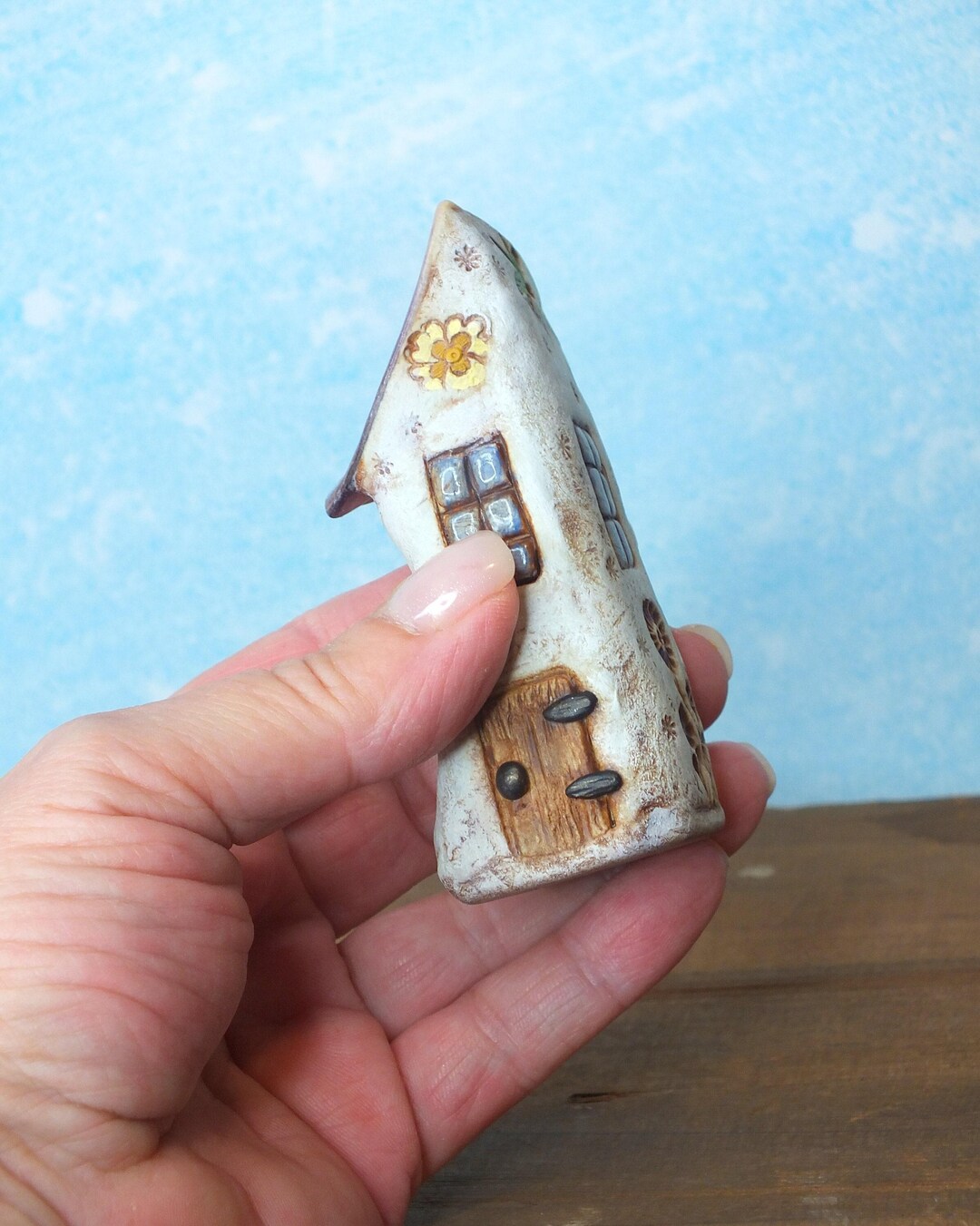 Handmade Miniature Clay Flower Cottage House With Slant Shell Roof ...