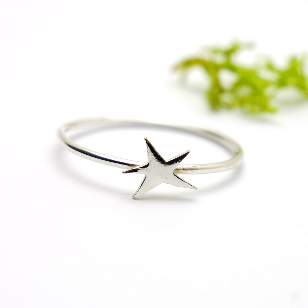 Anillo estrella en plata maciza, anillo apilable y minimalista, anillo ...