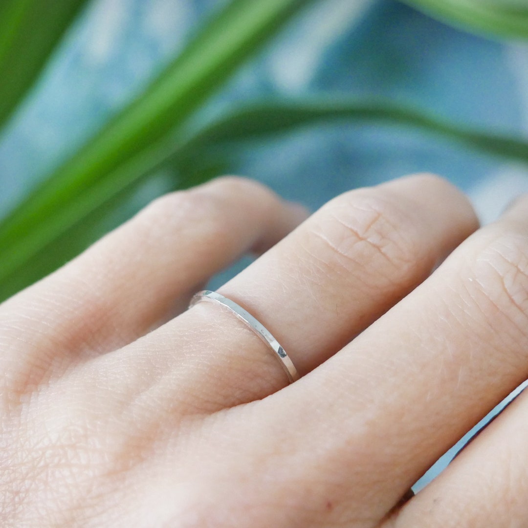 Very Thin Hammered Ring in 925 Silver for Women and Men, Minimalist Hammered Ring in Solid ...