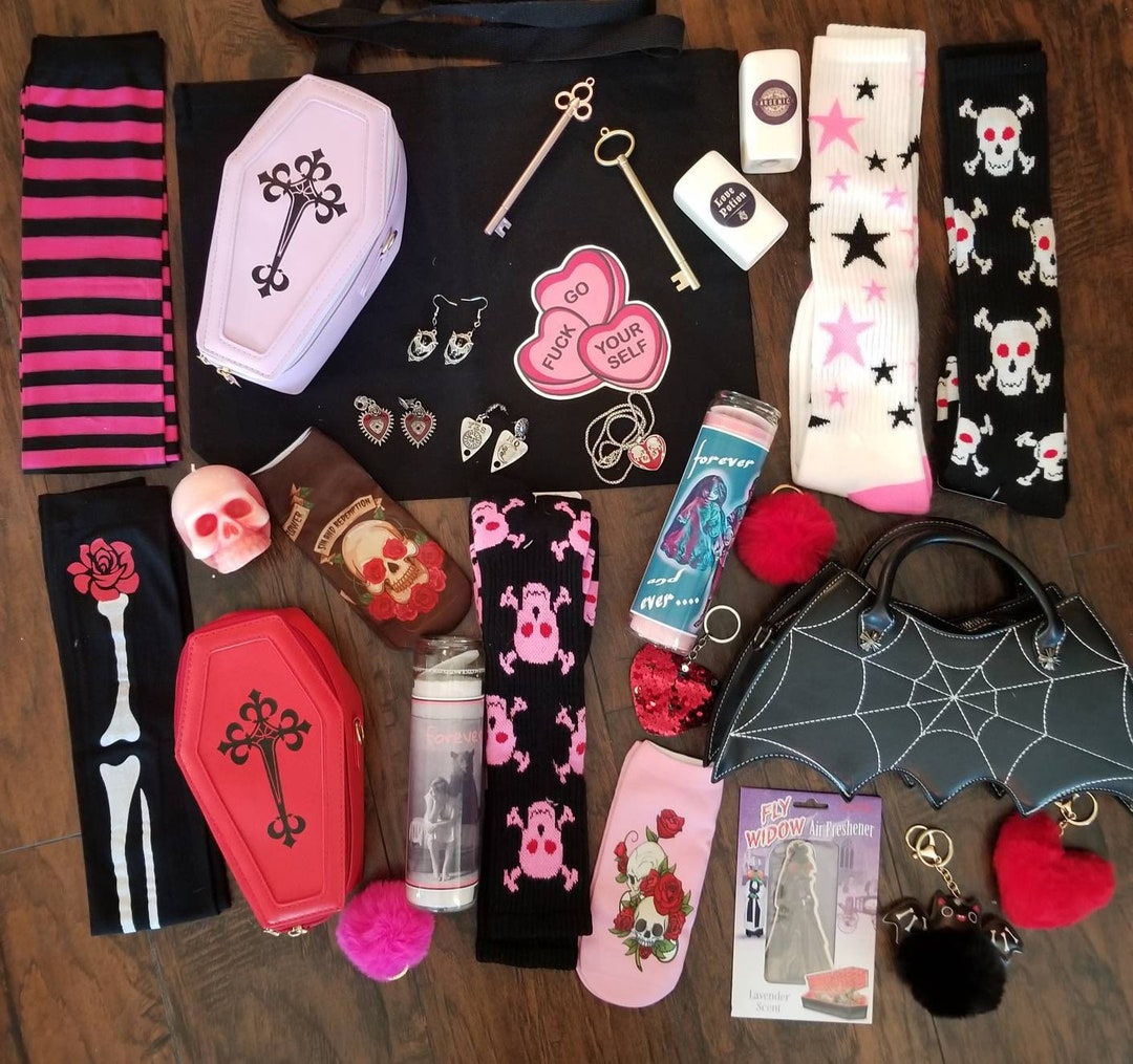 Pink Halloween, Spooky Creepy Valentines Day Gift, Creepy Gal Box, Gift ...