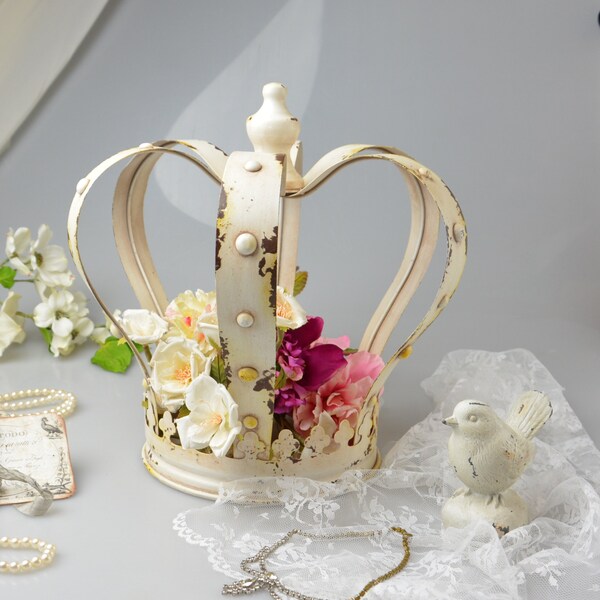 Large Crown Candle Holder - Etsy