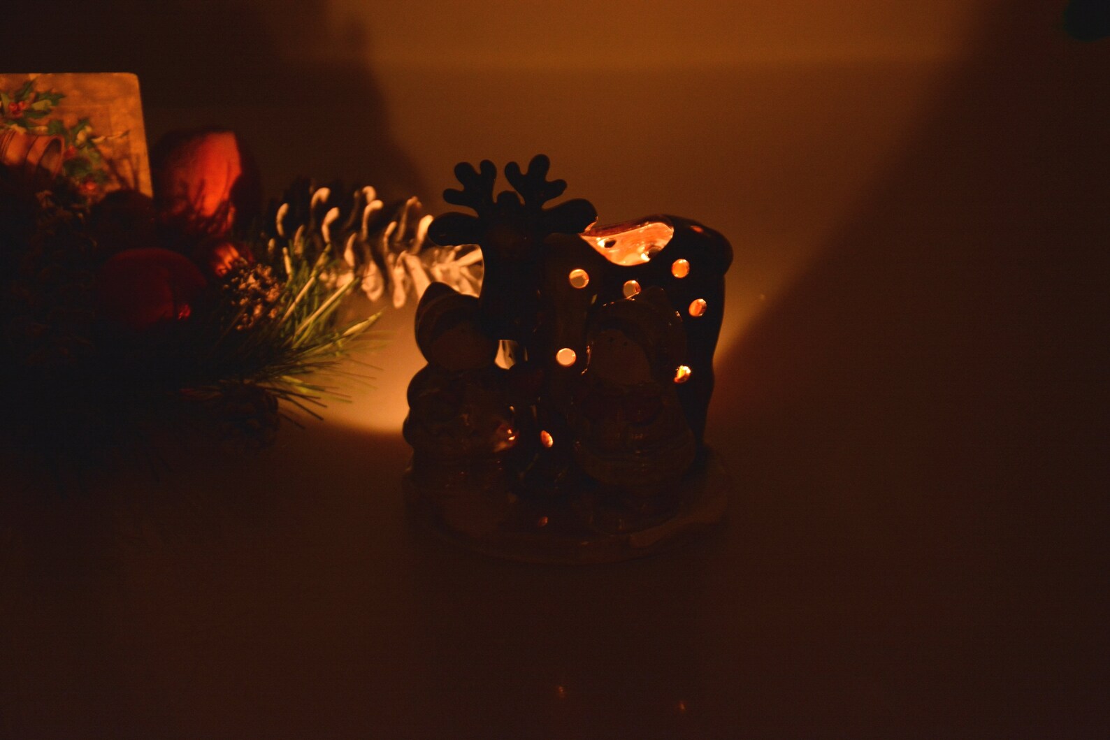 Ceramic Elk & Kids Figurine Tealight Holder: Christmas Decor - Etsy
