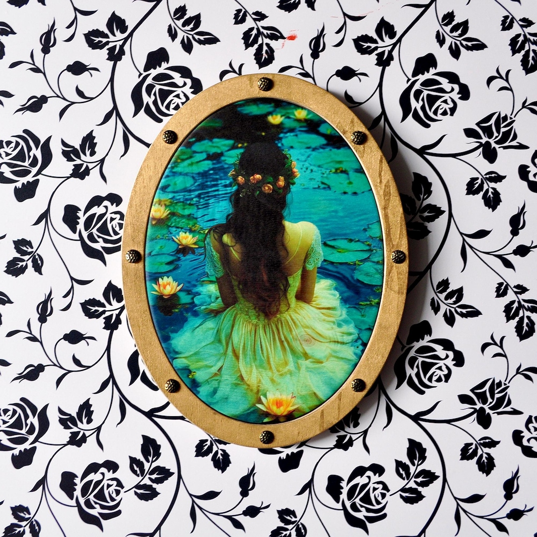 Water Lily Maiden Wall Art - Handcrafted Oval Frame With White Accent ...