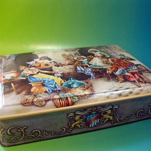 English Made Daher Tin, Scene of Carousers on Lid From Avignone Freres ...