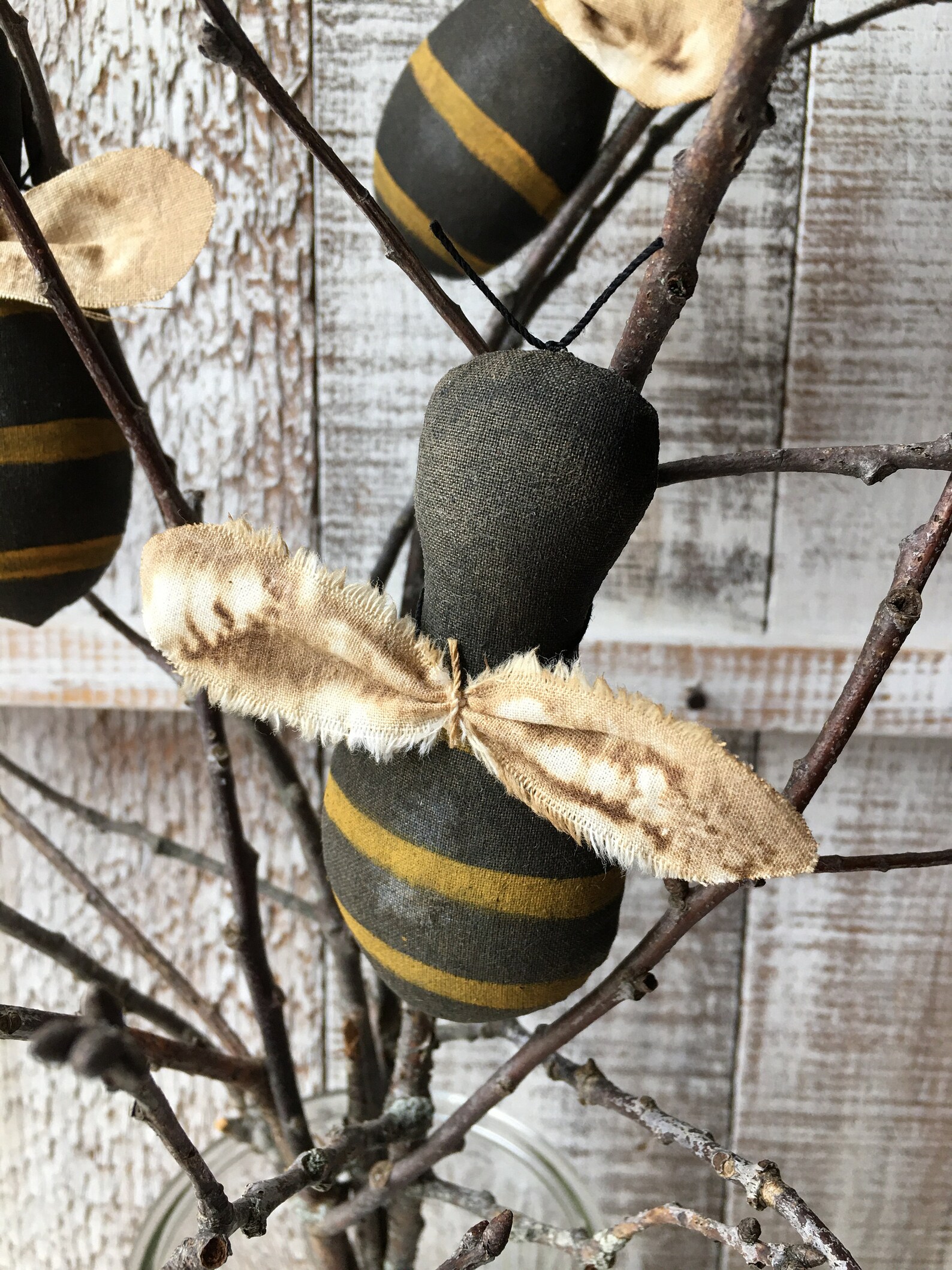 Bumble Bees Primitive Bumble Bees Bowl Fillers Bumble Bee - Etsy