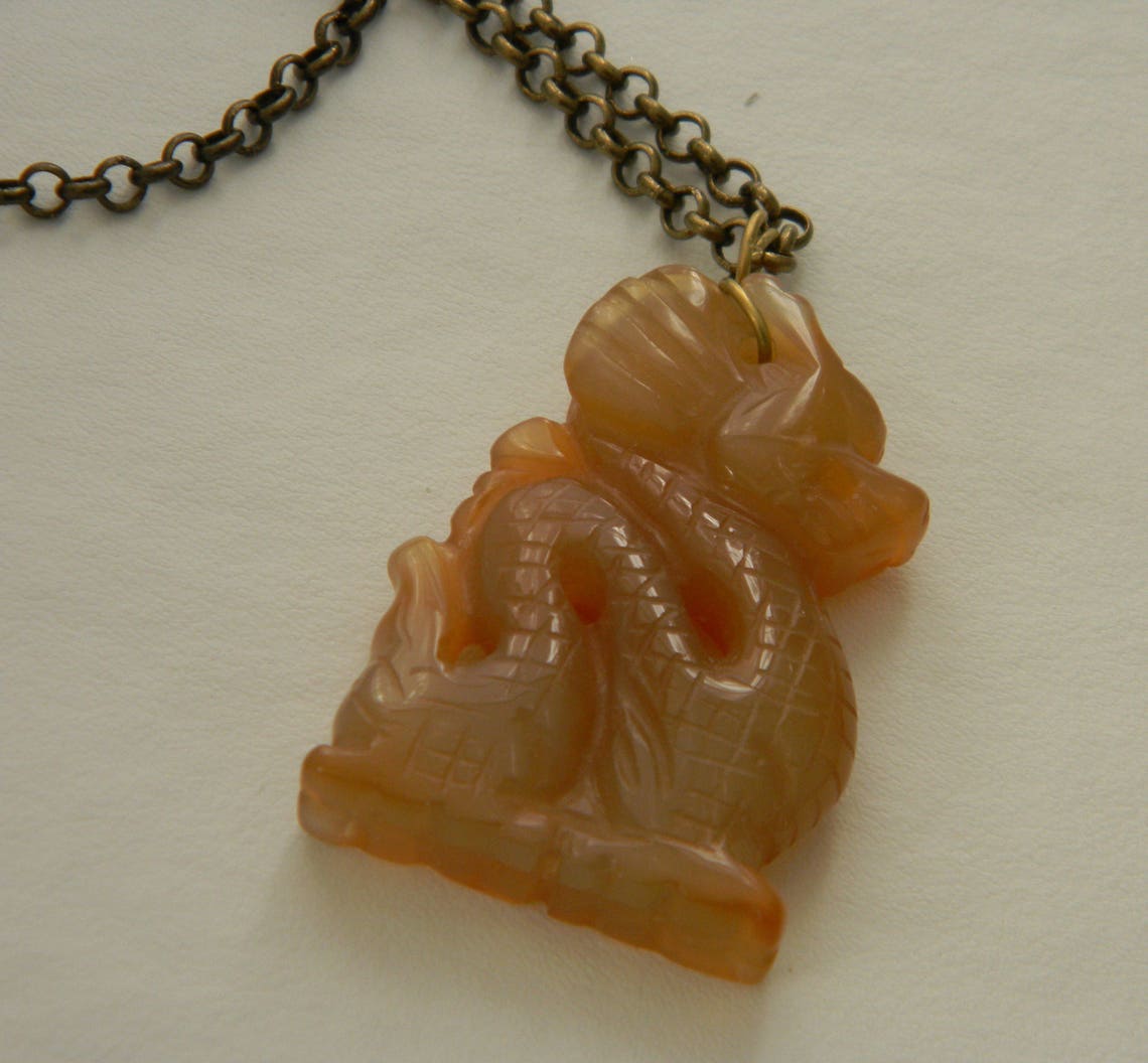 Colgante de jade y collar de cadena de latón, joyería con cuentas ...