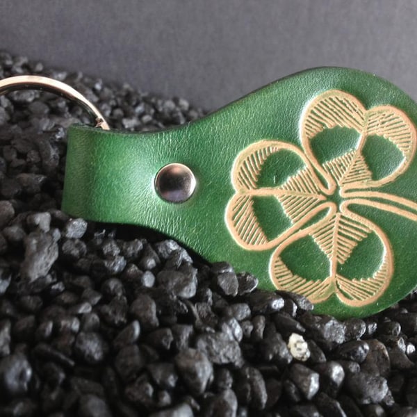 Shamrock Keychain - Etsy