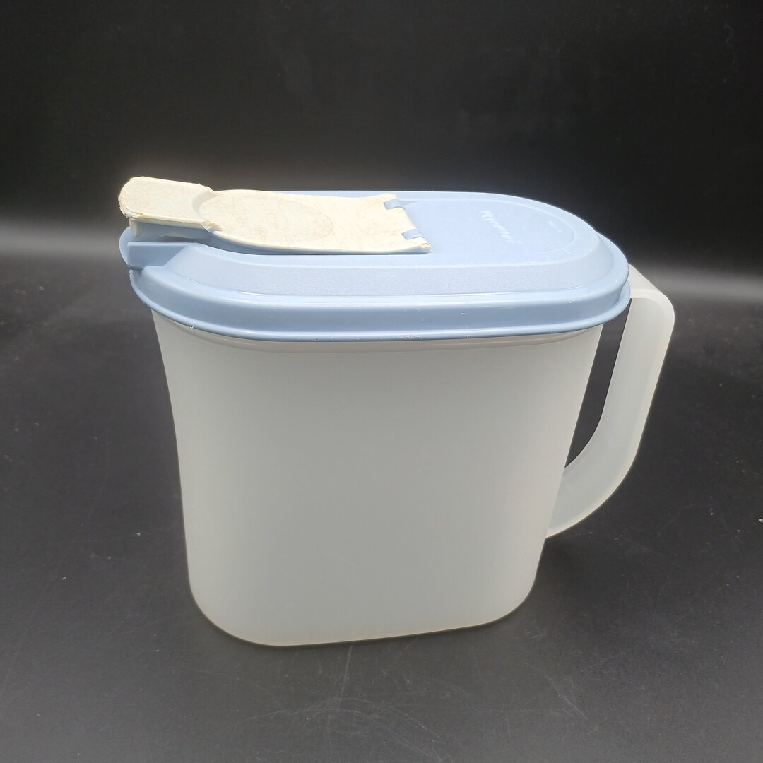 Vintage Tupperware Slimline Pitcher, White 1 Quart Pitcher With Blue ...