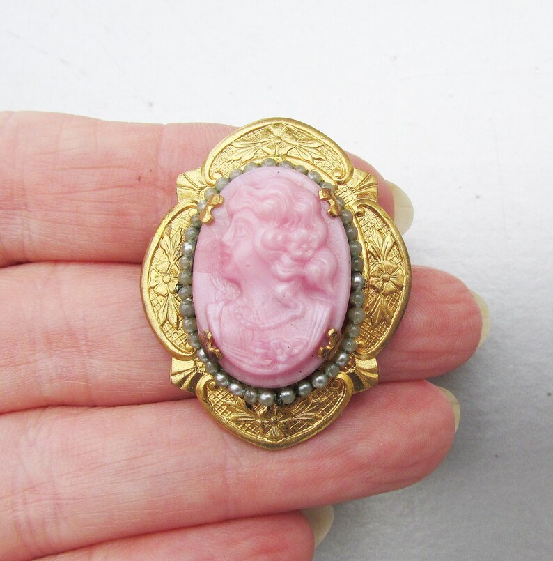 Victorian Revival Pink Molded Glass Vintage CAMEO Brooch Pin - Etsy