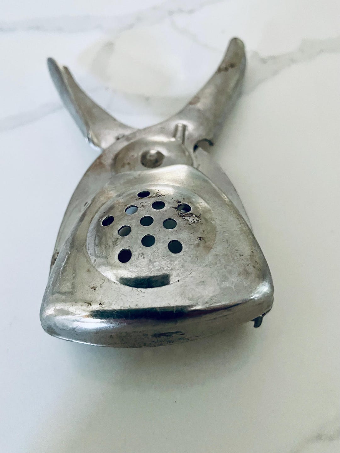 Vintage Handheld Lemon Citrus Squeezer - Etsy
